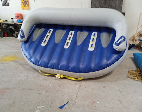 Inflatable towable donut 4 person – Al Bahr Al Azraq